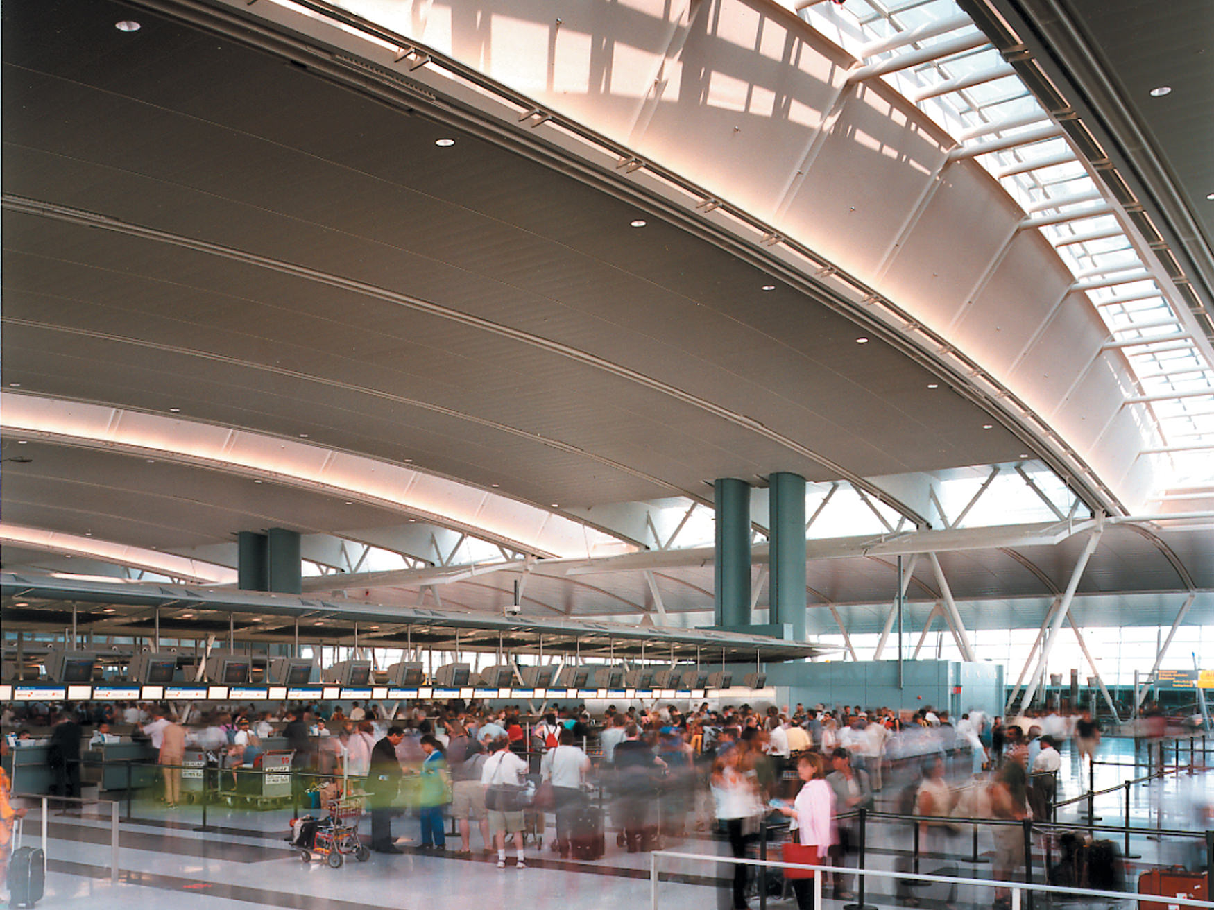 JFK's Terminal 4 Prepares for New Anchor Tenant – SOM