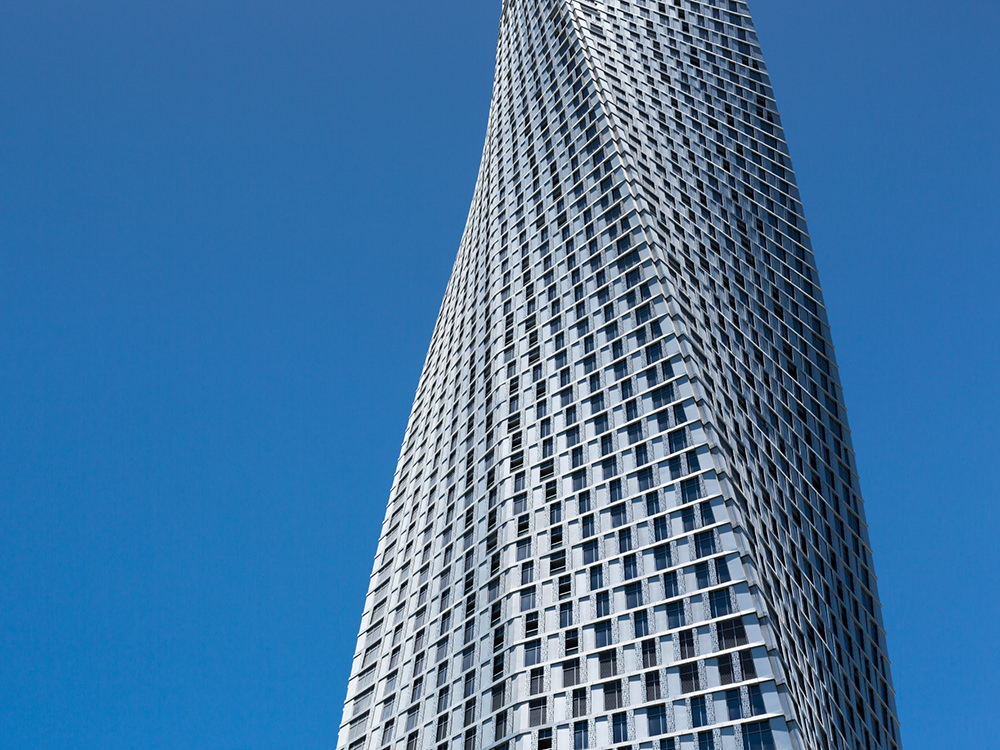 The Artistry of the Cayan Tower – SOM