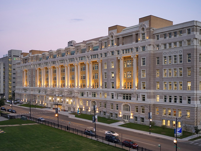Old Cook County Hospital Wins Landmarks Illinois Preservation Award – SOM