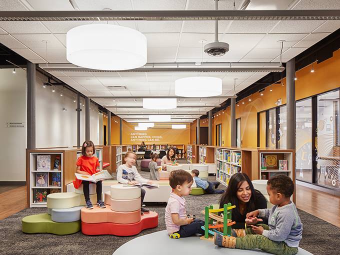 SOM Designs the First Public Library in Chicago's West Loop – SOM