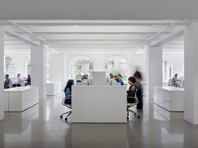 Performance Review: Three Design Leaders Size Up The Workplace – SOM