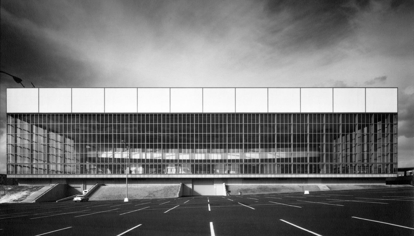 Veterans Memorial Coliseum – SOM