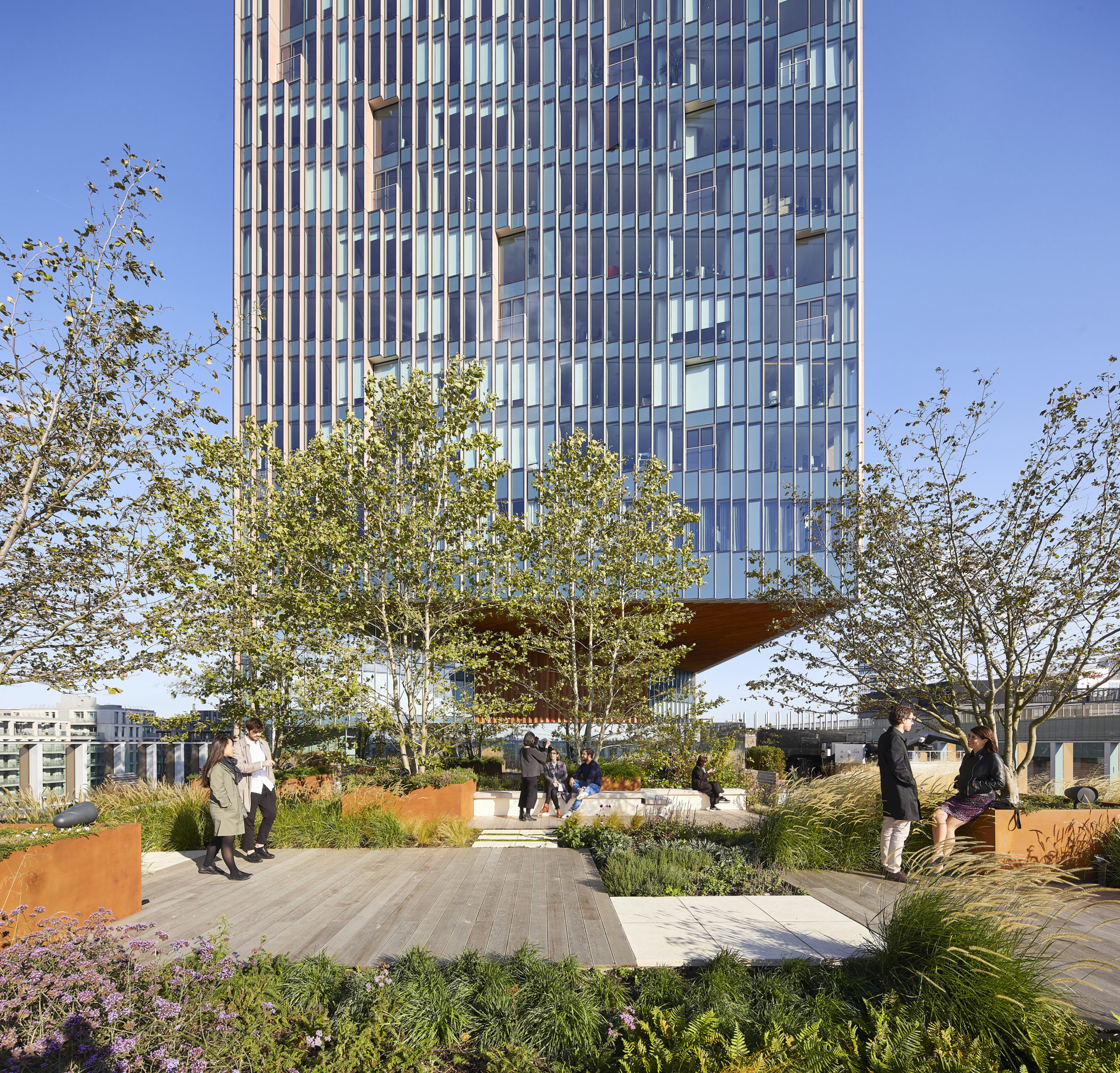 A Vertical Community for London – SOM