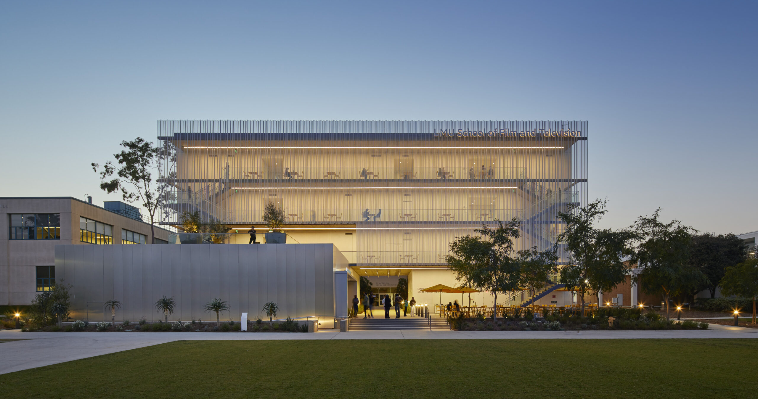 Loyola Marymount University Featured in Interior Design Magazine – SOM