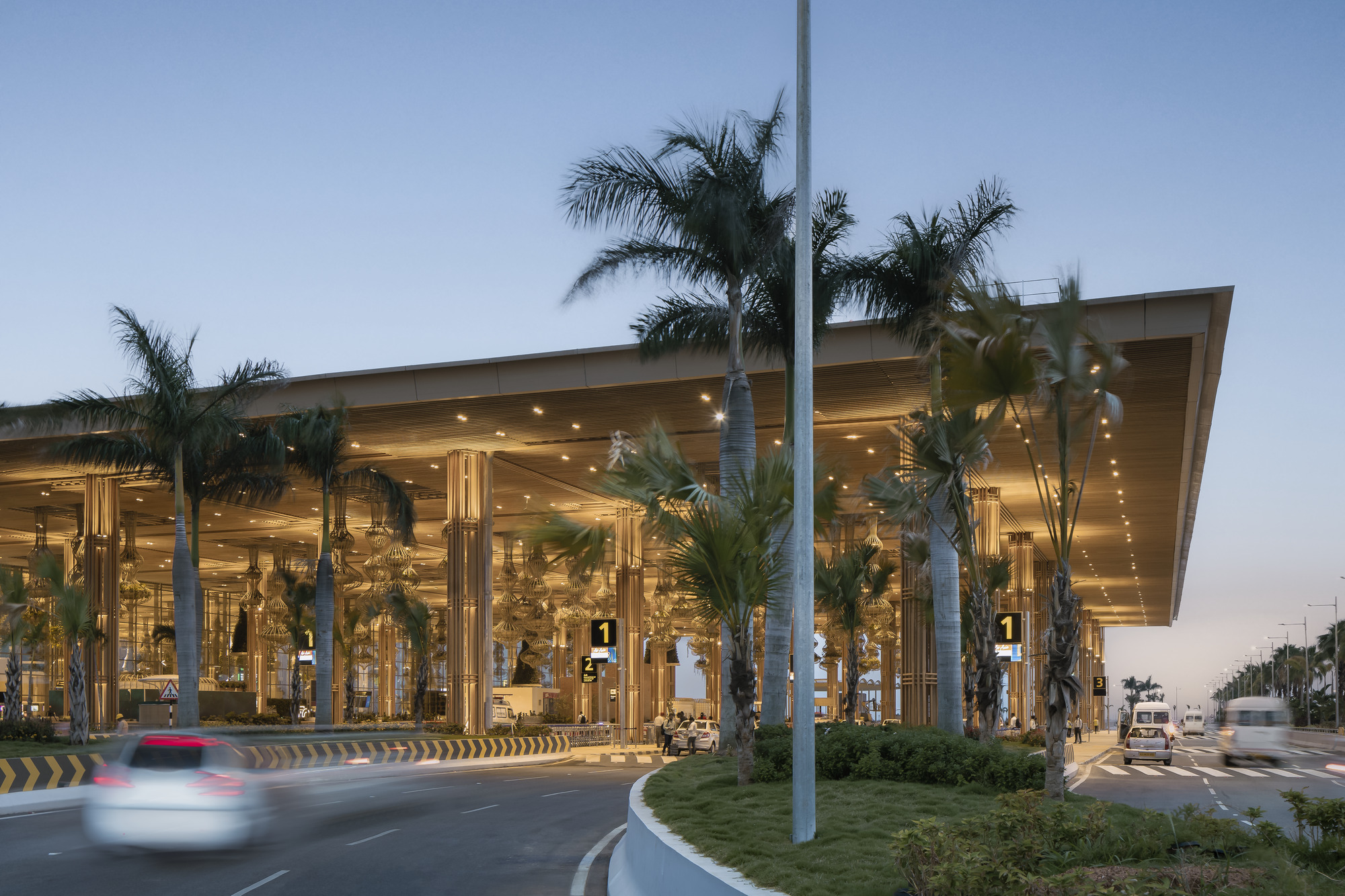 Kempegowda International Airport Terminal 2 Gets International Press ...
