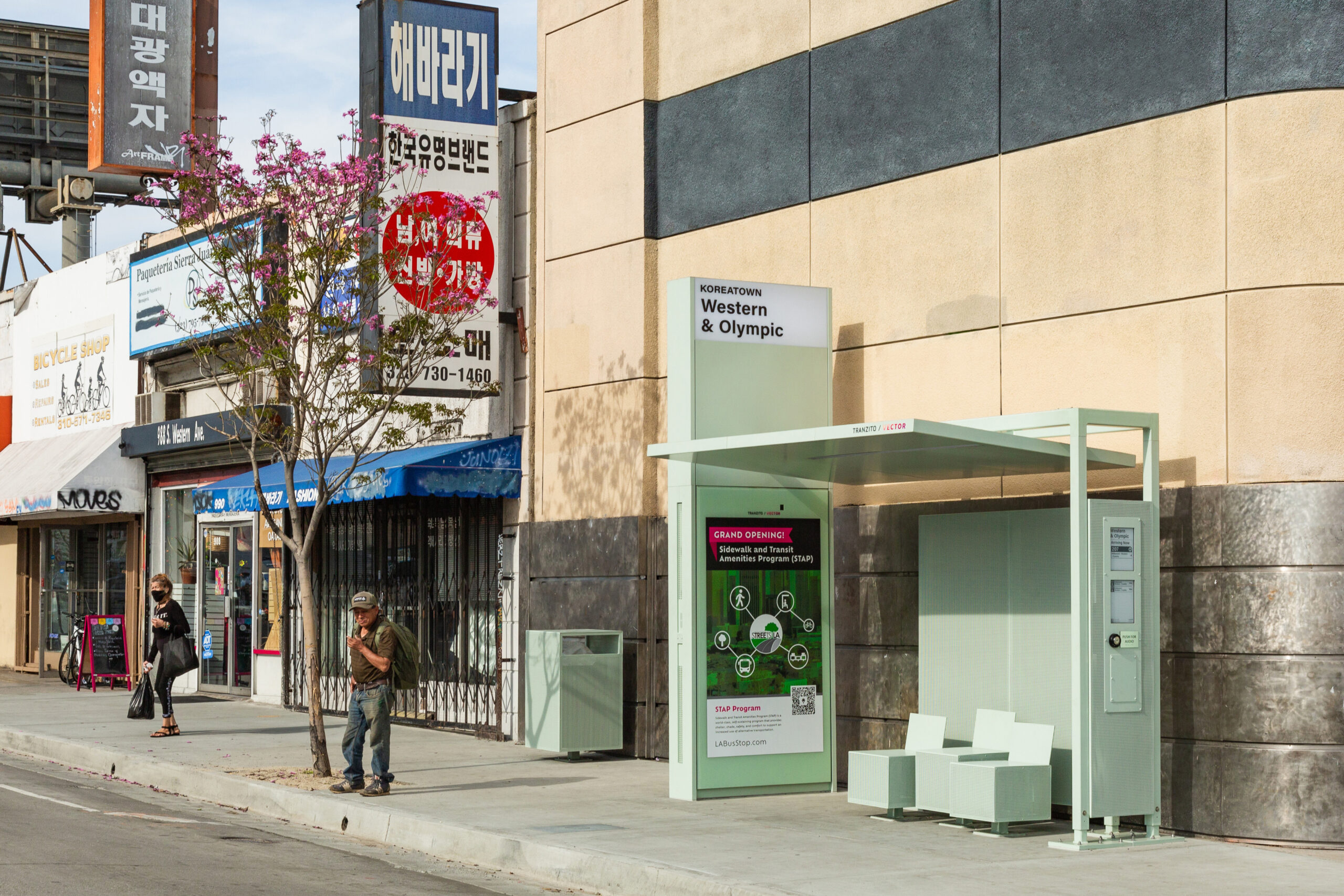 City of Los Angeles Unveils Landmark Bus Shelters Program – SOM