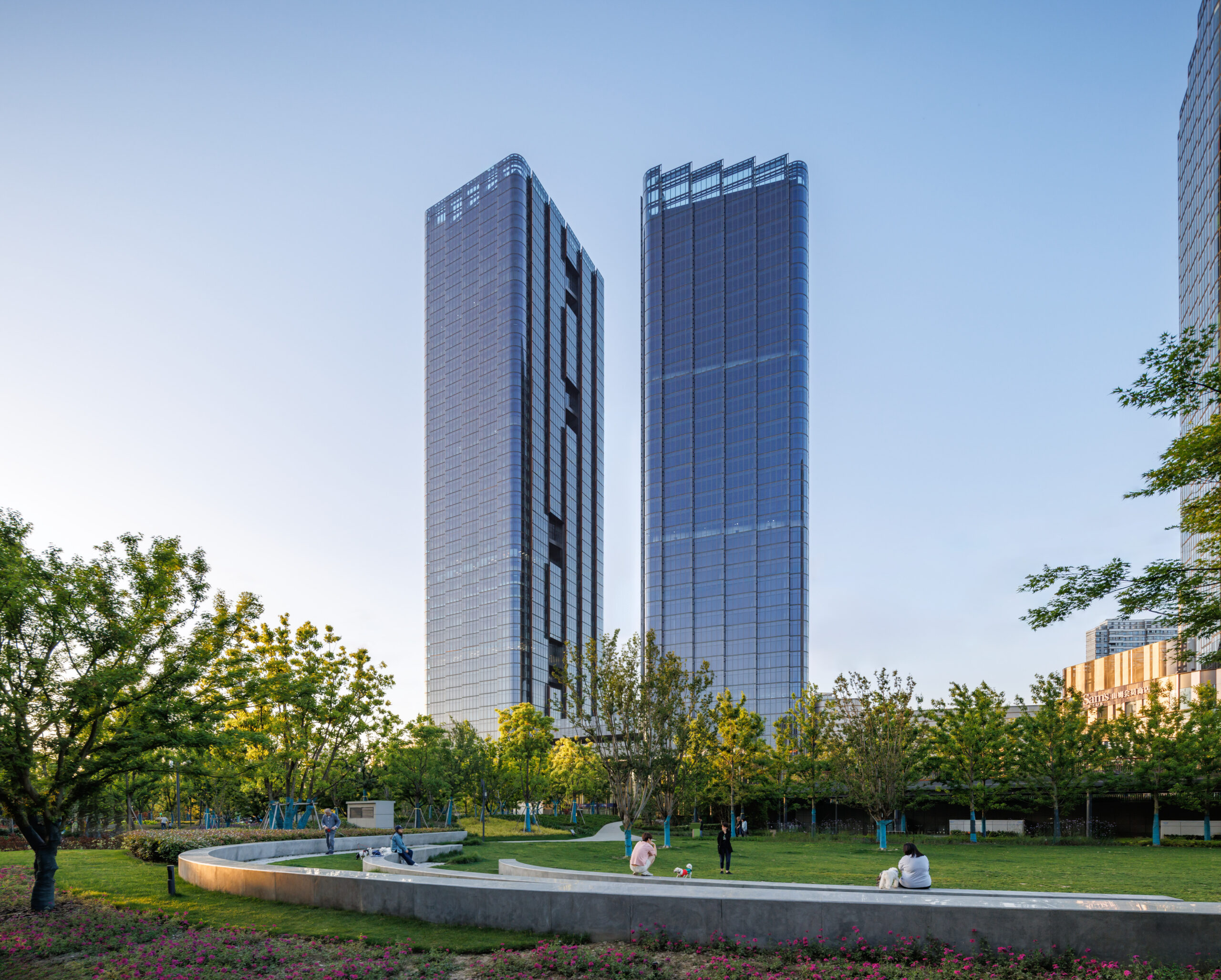 Shanghai Zhenru China Overseas Center – SOM