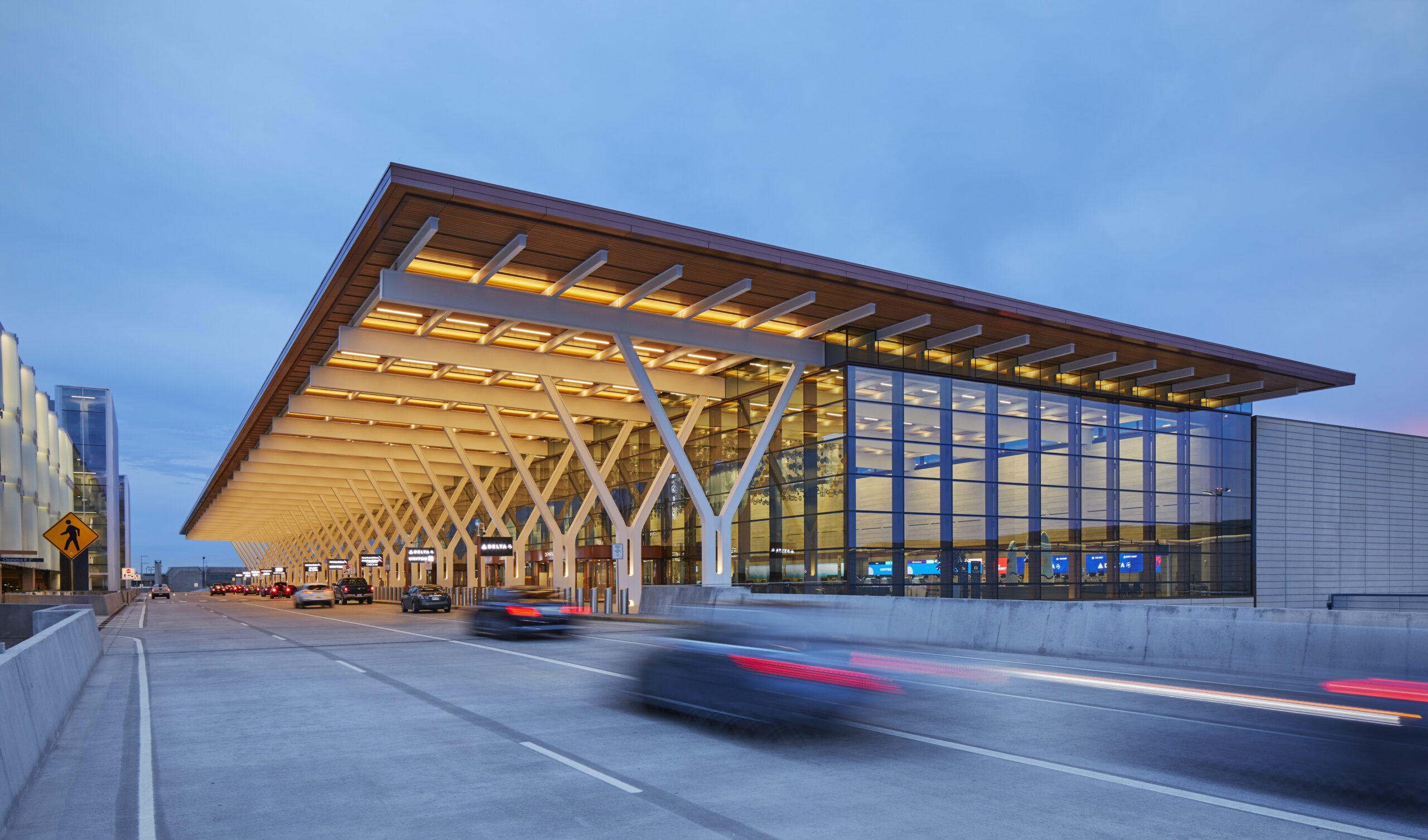 Jordan Pierce on Kansas City International Airport for DomusAir – SOM