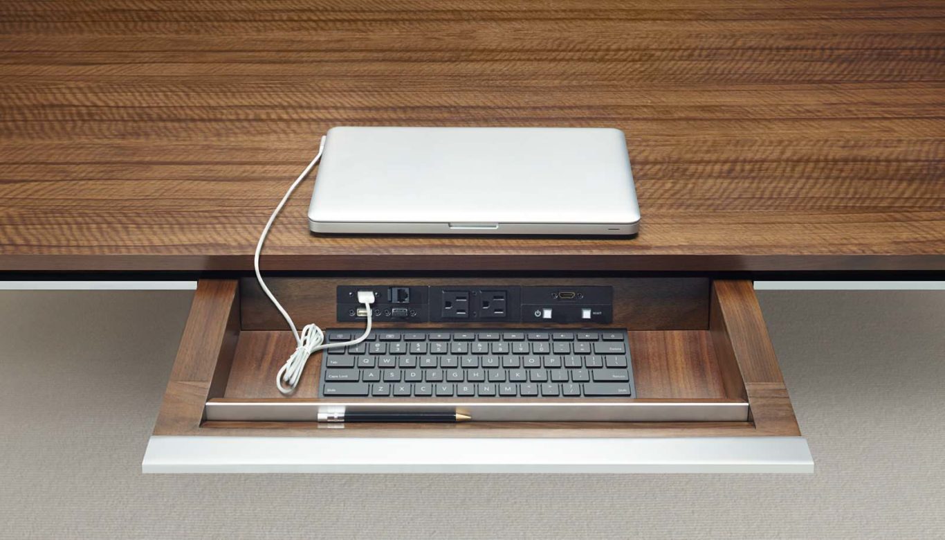 Halcon Mesa Conference Table – SOM